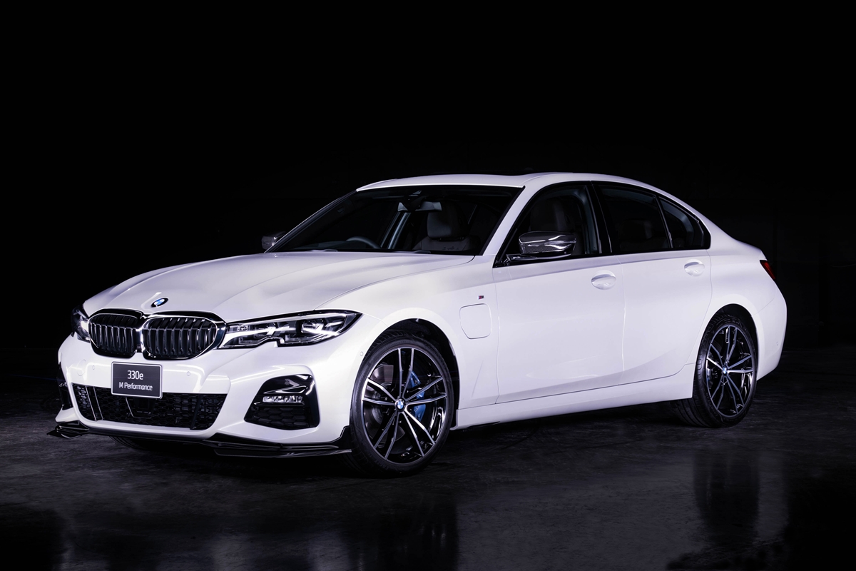 ตารางราคารถทุกรุ่นของ BMW | AUTODEFT ข่าวรถยนต์ รีวิวรถ รถใหม่ รถออกใหม่ ราคารถ ใบขับขี่